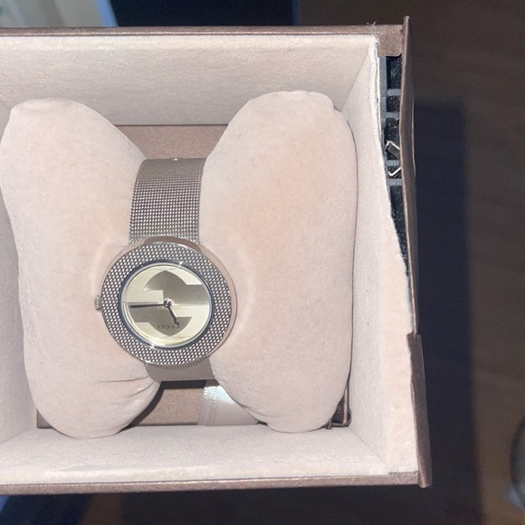 Gucci | Accessories | Silver Gucci Mesh Watch | Poshmark